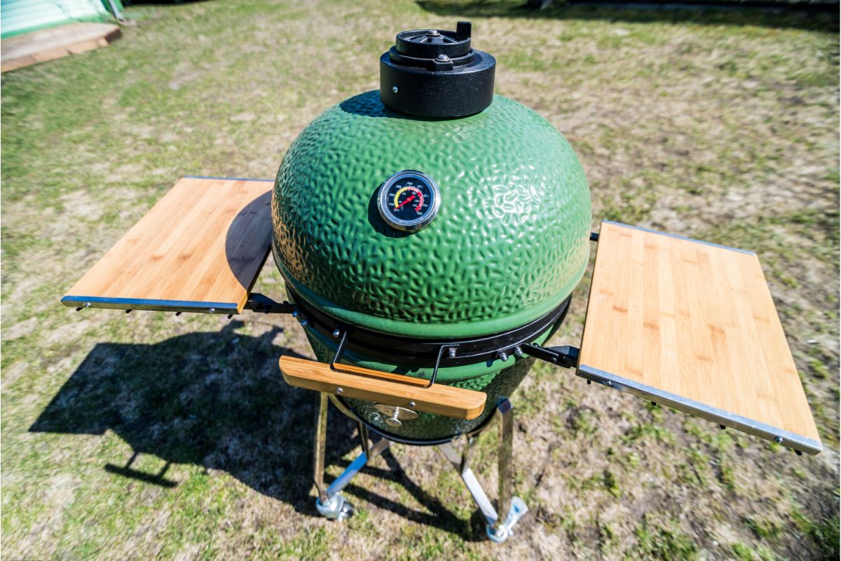 How To Start The Big Green Egg - Outdoor Kitchen Guy